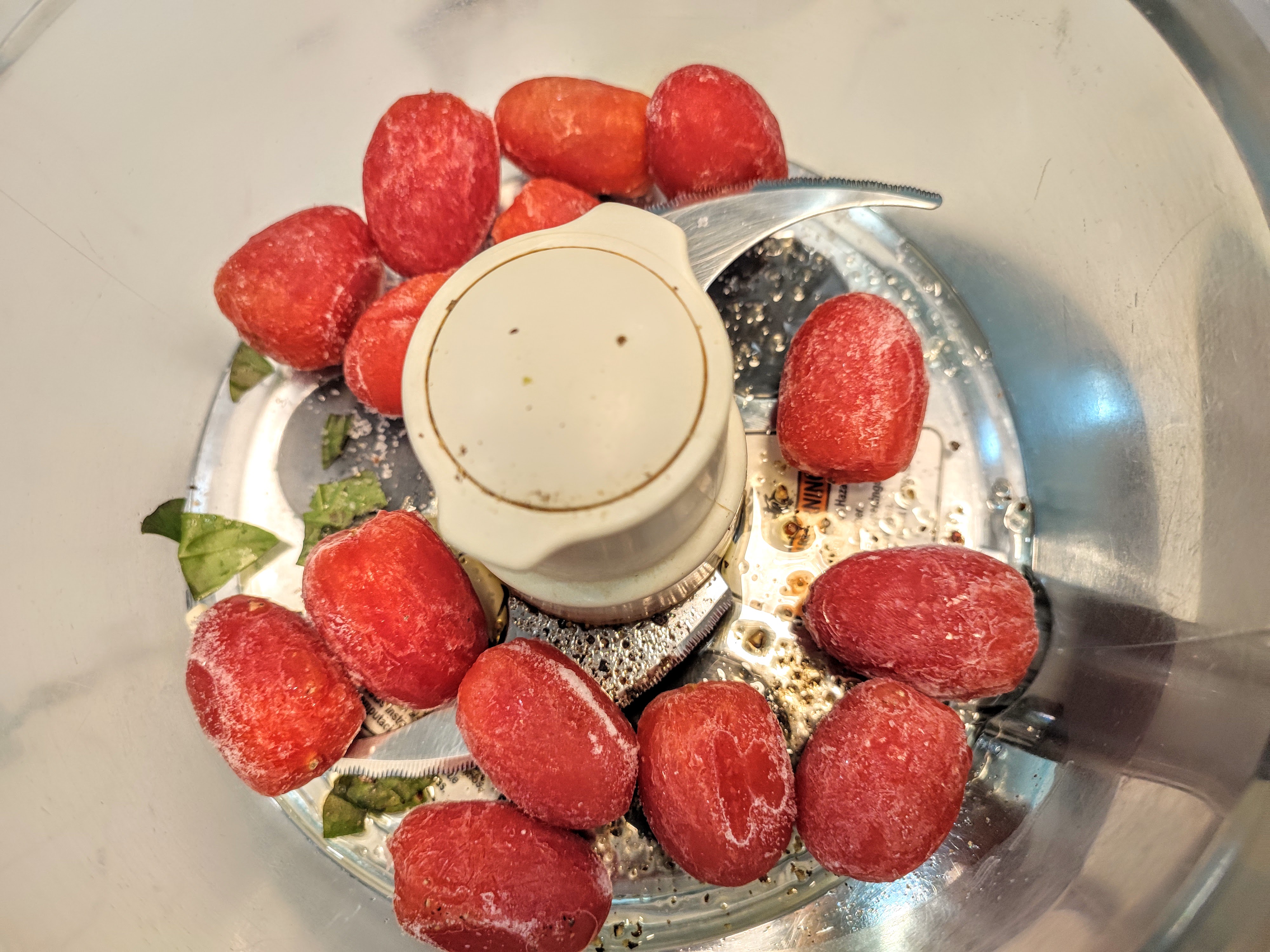 An Elegant and Unexpected Appetizer: Burrata with Pistachio and Tomato ...